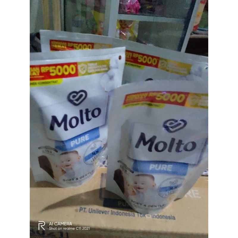 Jual molto pure putih pewangi pelembut pakain 135 ml (ecer) | Shopee ...