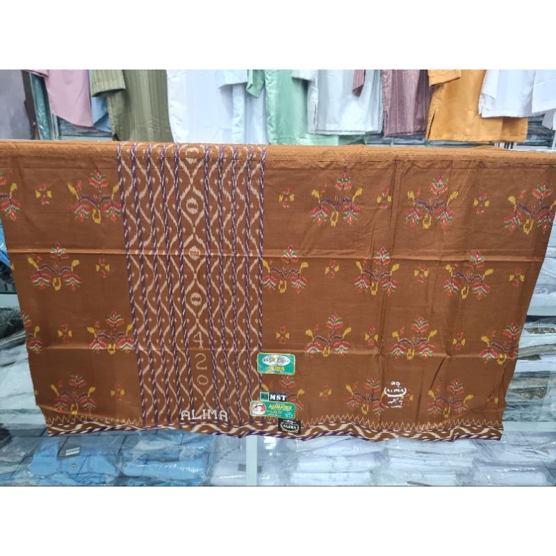 Jual Sarung Tenun Alima Sutera Full Model Songket Gunung Fantasi ...