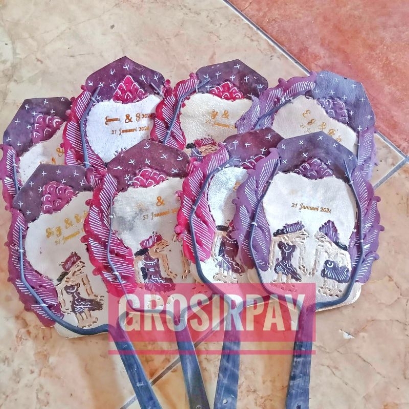 Jual Souvenir Kipas kulit isi 100pcs motif wayang khas jawa | Shopee ...
