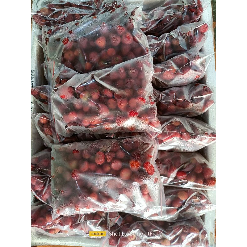 Jual strawberry frozen 1kg | Shopee Indonesia