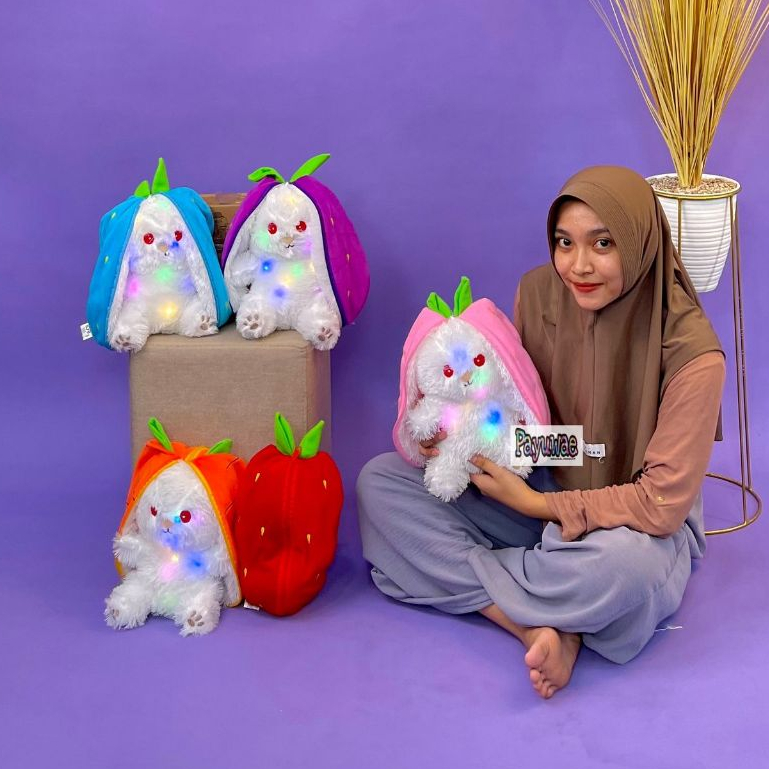 Jual Boneka Kelinci Strawberry Wortel Kartun Mewah Lucu Untuk Anak ...