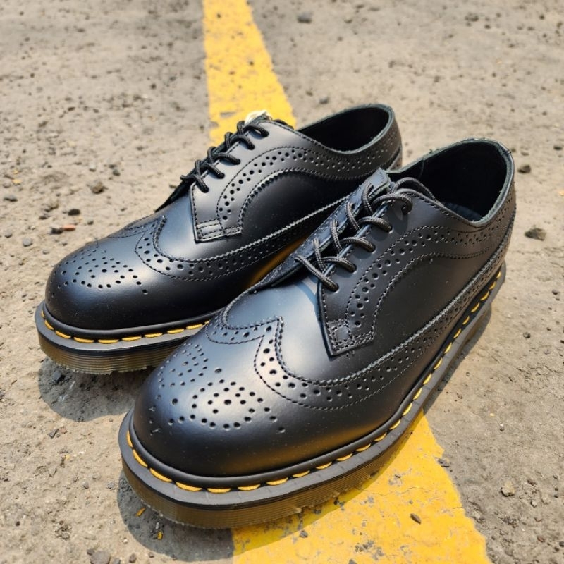 Jual Sepatu Docmar Low Boots Pria 3989 Brogue Wingtip Black Smooth low ...