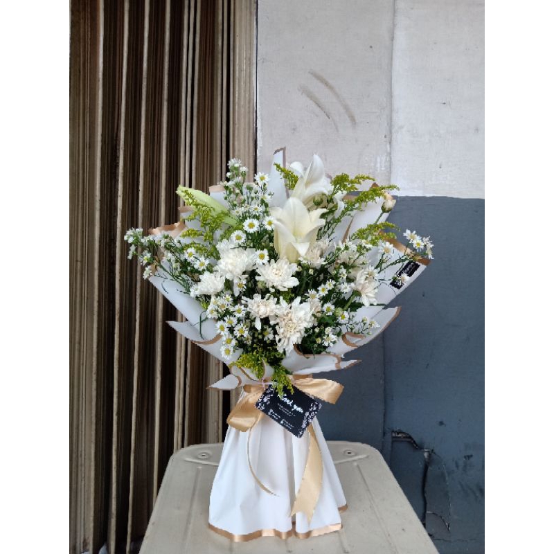 Jual buket bunga segar Lily buket stand ukuran 45cm khusus pengiriman ...