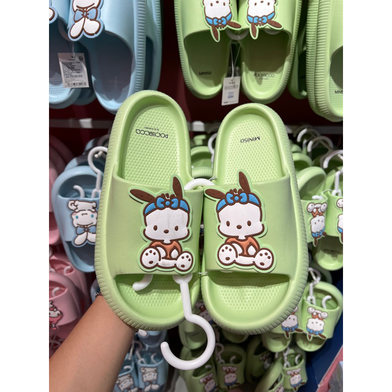 Jual Miniso x Sanrio‼️ Wild Slide Sanrio Pochacco My Melody Cinnamoroll ...
