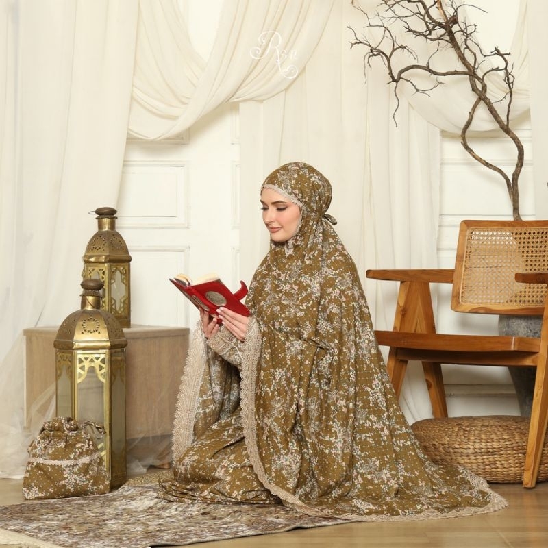 Jual 𝐑𝐲𝐧 𝐑𝐚𝐲𝐲𝐚𝐧 𝐎𝐟𝐟𝐢𝐜𝐢𝐚𝐥 | Mukena Rayyan Emily Series | Mukena Dewasa Travelling Rayon RYN Jumbo ...