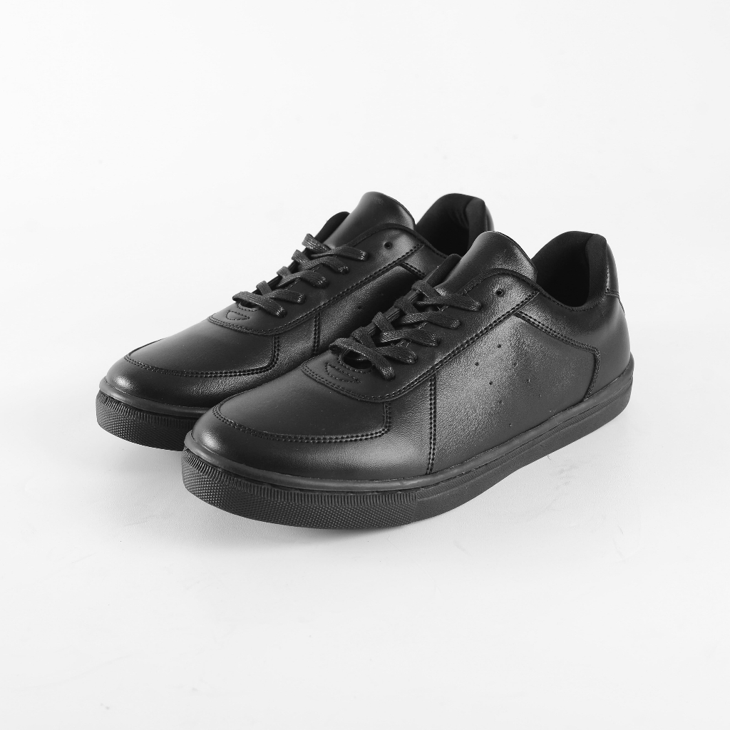 Jual Walko - Sepatu Sneakers Casual Pria All Black Daper | Shopee Indonesia