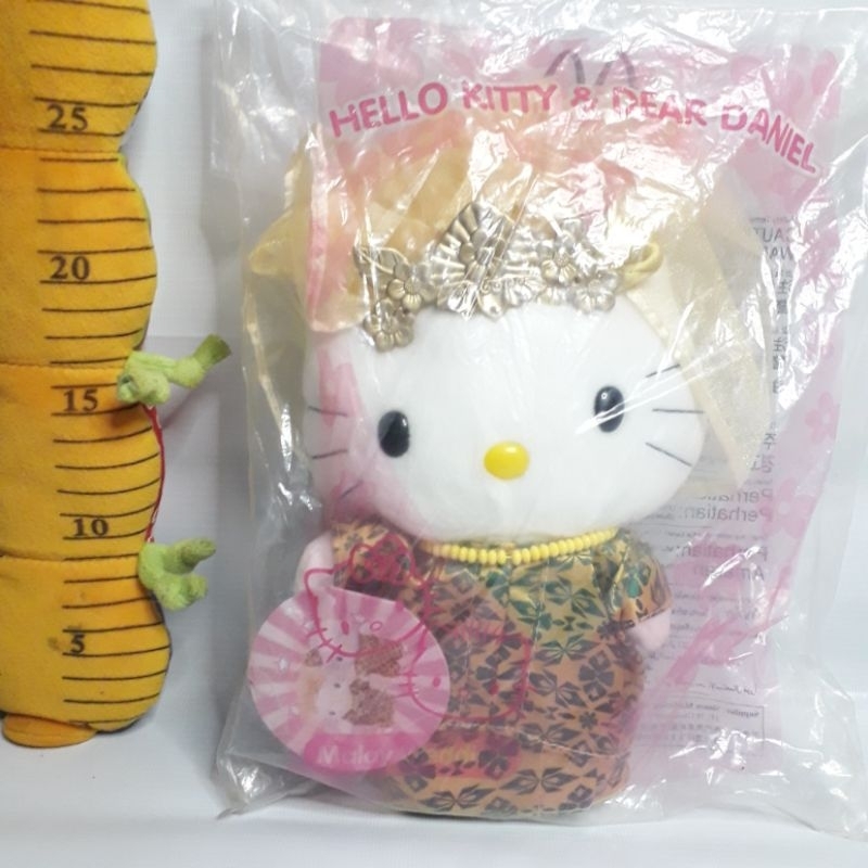 Jual BONEKA HELLO KITTY KOSTUM WOMAN WEDDING MALAYSIA / MELAYU ORI ...