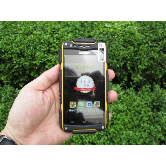 Jual Hape Outdoor Discovery V8 Android Layar 4inch WiFi FM Radio ...