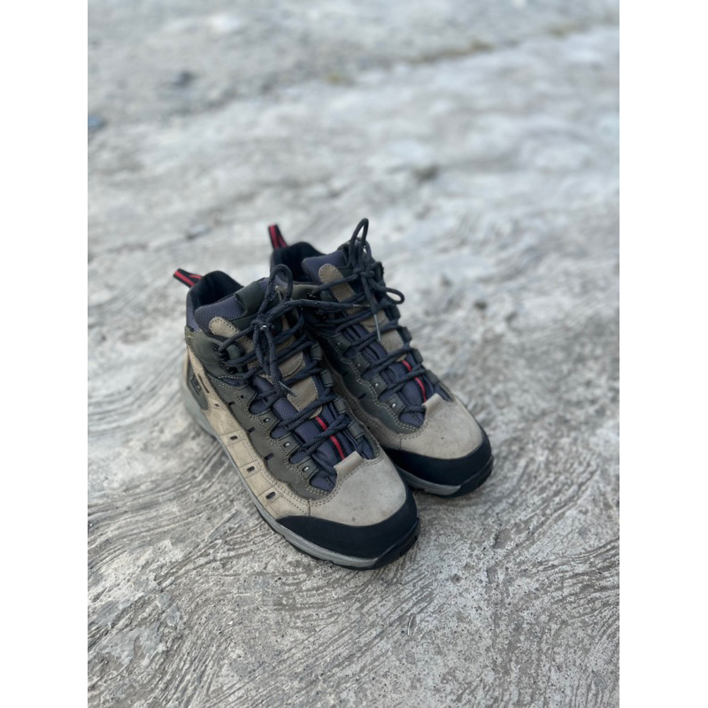 Jual sepatu gunung second original pro-specs | Shopee Indonesia