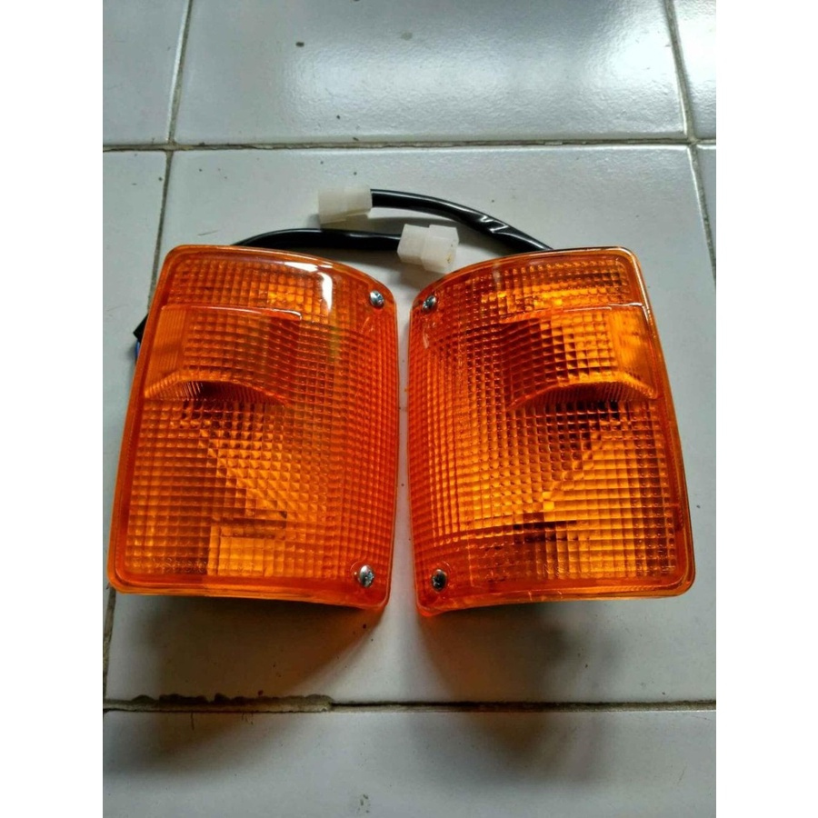 Jual Lampu Sein Depan Mobil Panther Kotak harga satu set 2 pcs | Shopee ...