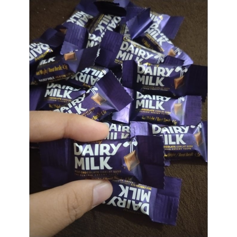 Jual Coklat cadbury dairy milk mini 4,5gr per pcs | Shopee Indonesia