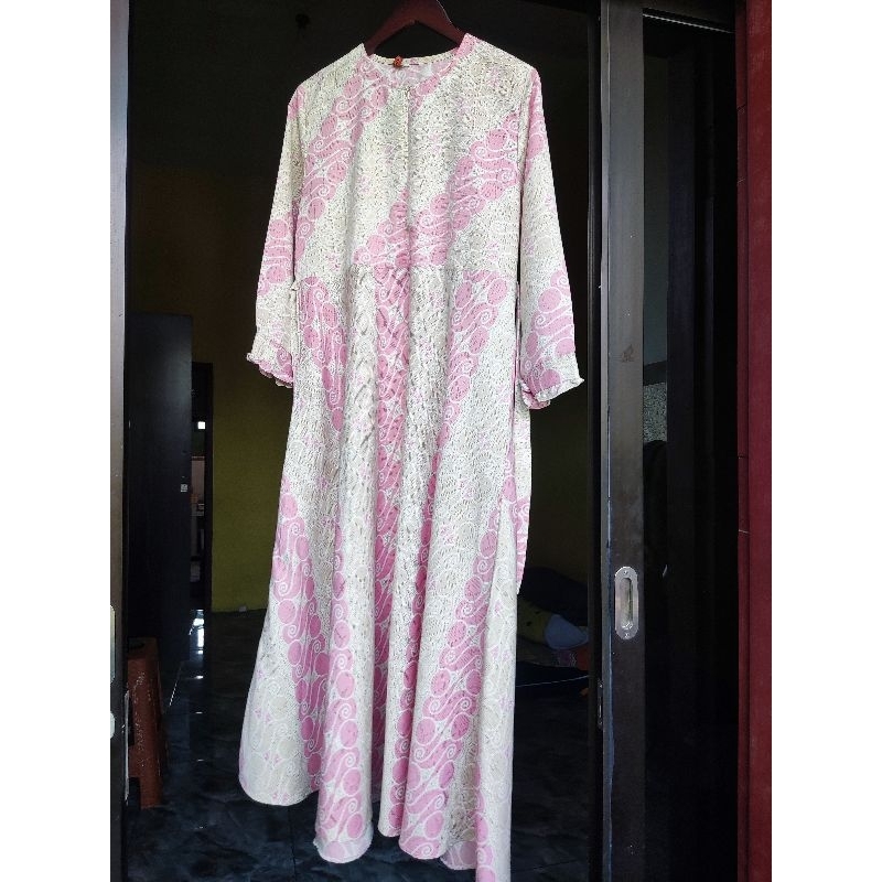 Jual preloved gamis pink set hijab | Shopee Indonesia