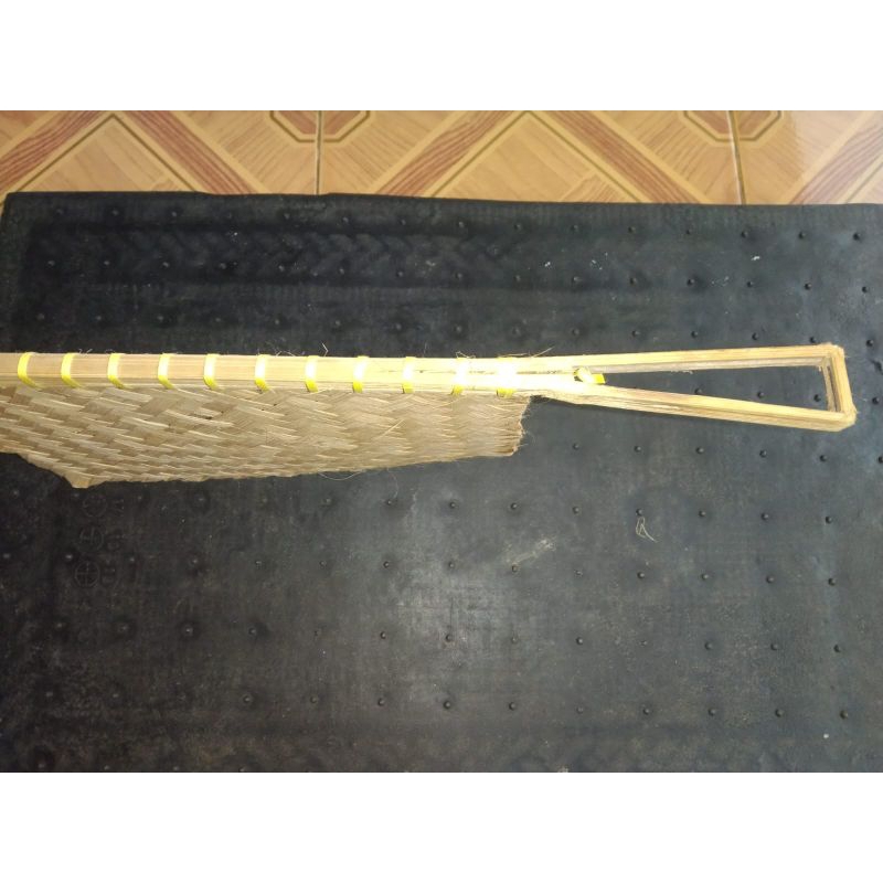 Jual kipas tangan bambu,hihid tradisional,kipas sate gagang bambu bulat ...