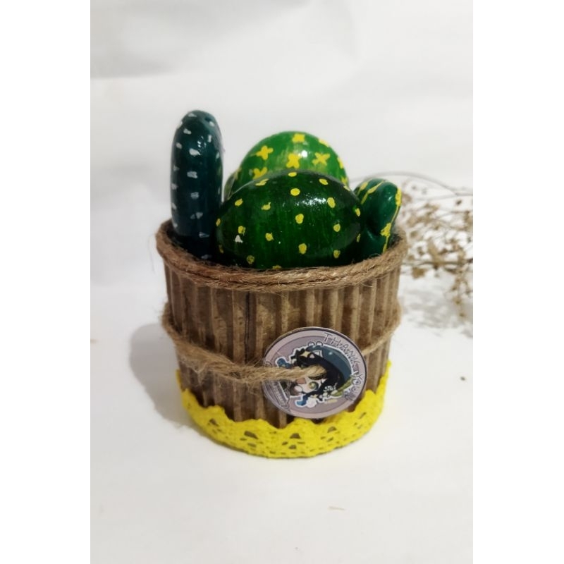 Jual Bunga Kaktus dari batu taman untuk meja, rak. Cantik dan unik buat ...