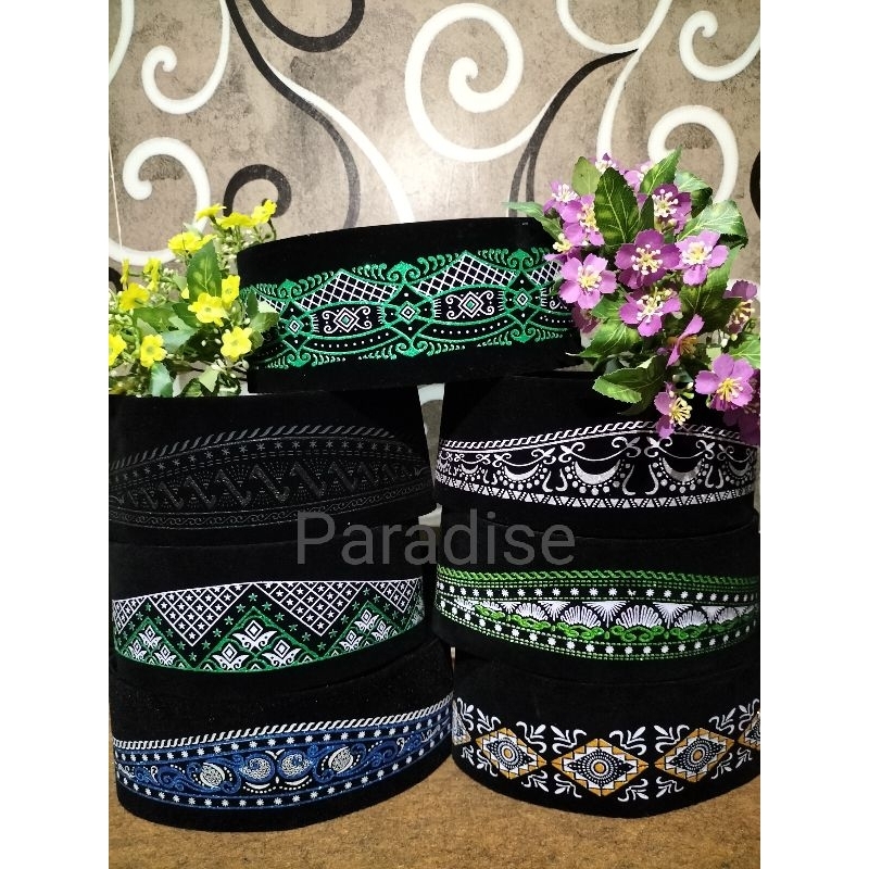 Jual Peci Batik Motif Istimewa kopyah songkok | Shopee Indonesia