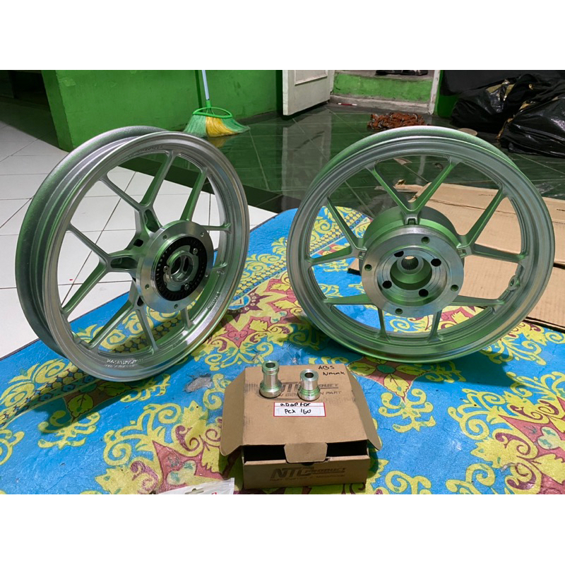 Jual Velg HONDA ADV 160 CBS/ABS pake velg Vario 150 | Shopee Indonesia