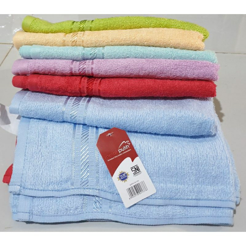 Jual HANDUK MERAH PUTIH SEDANG ukuran 50x100 cm | Shopee Indonesia