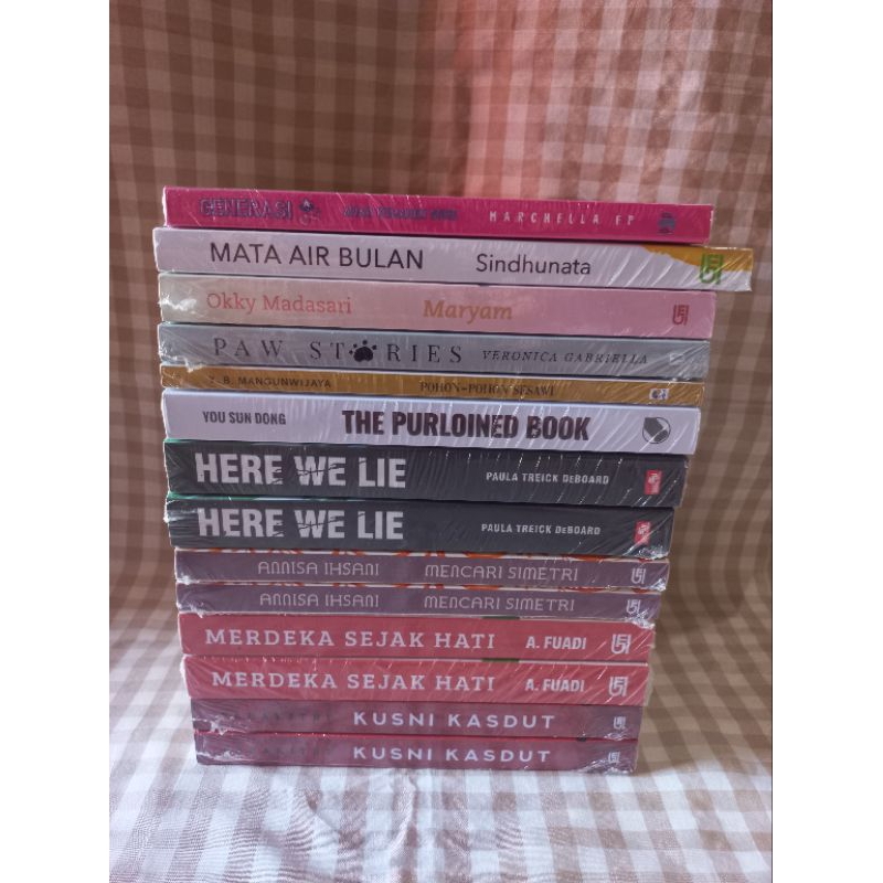 Jual READY STOCK HERE WE LIE MERDEKA SEJAK HATI MENCARI SIMETRI MARYAM ...