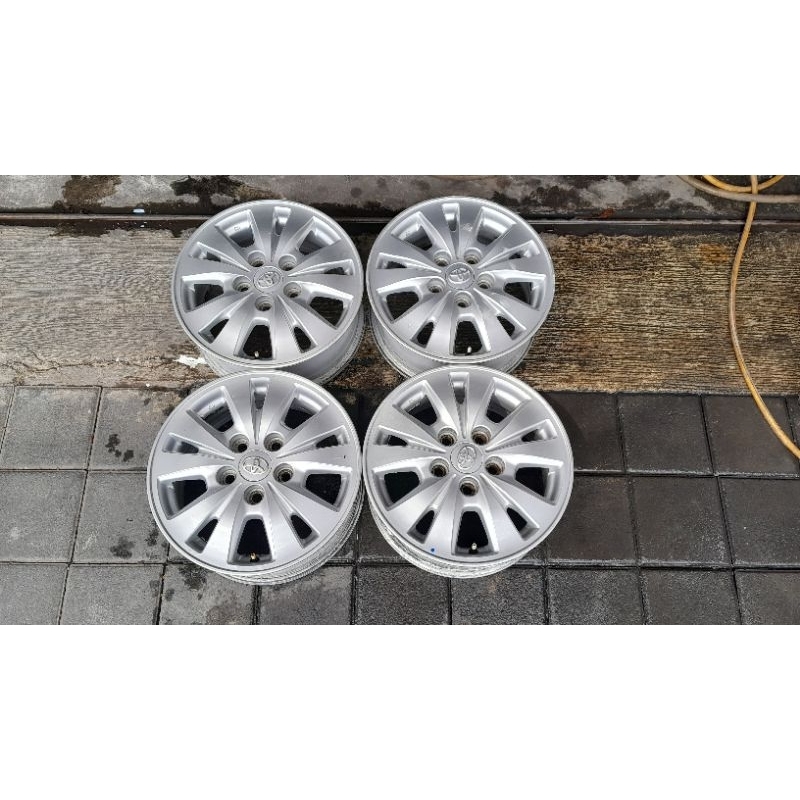 Jual VELG SEKEN MOBIL OEM COPOTAN INNOVA RING 15 BAUT 5X114.3 VELG ONLY ...