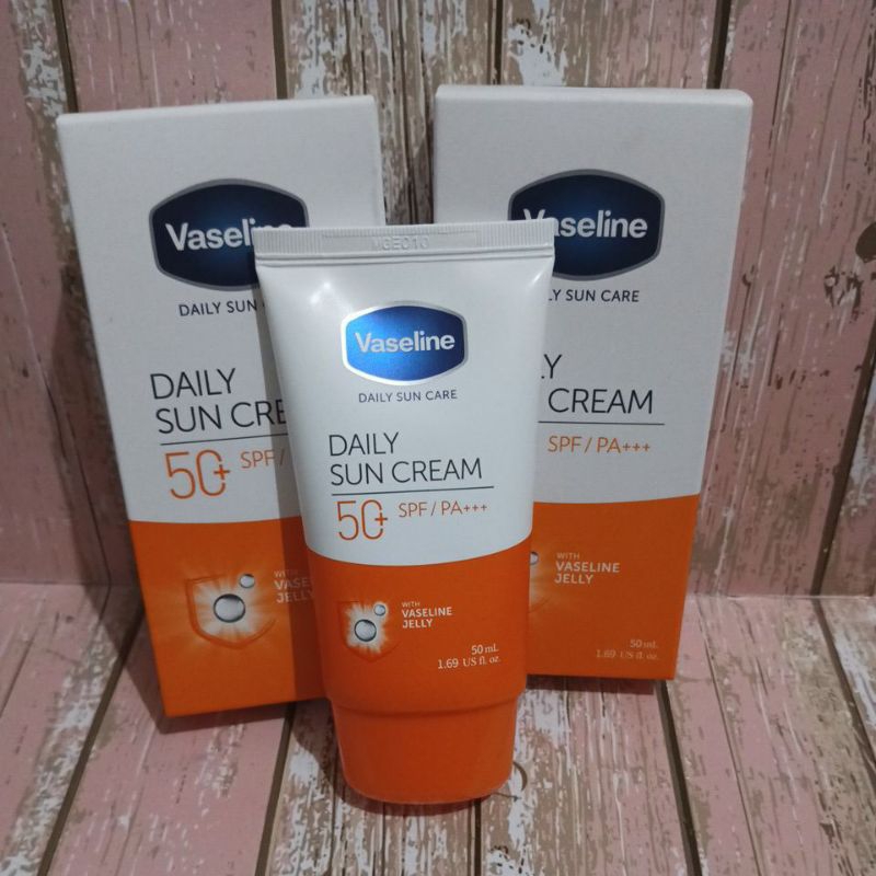 Jual Vaseline Daily Sun Care SPF 50 PA+++ 50ml | Shopee Indonesia