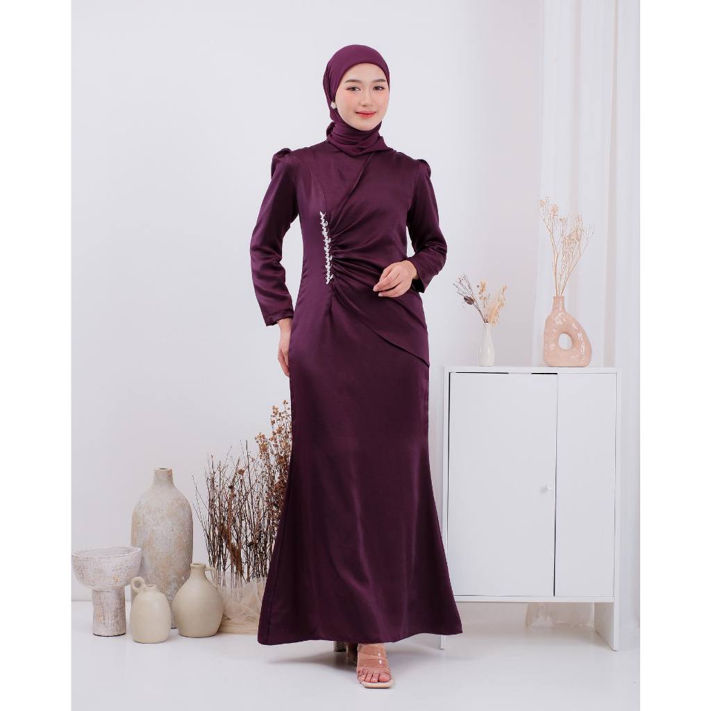 Jual Adhiva Dress - Dress Kondangan / Dress Silk Satin Silk Full Serut Long // Dress Kondangan ...