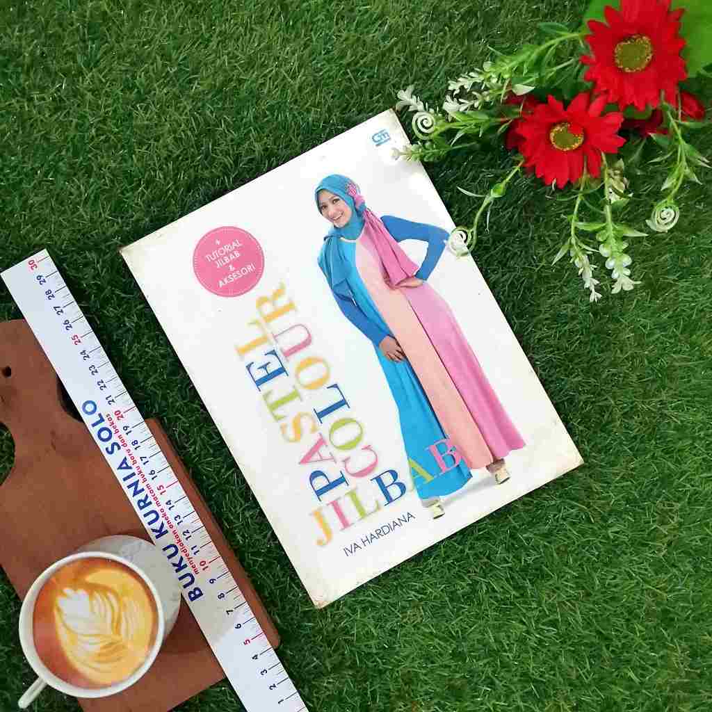 Jual buku ketrampilan memakai jilbab dan aksesoris buku tutorial jilbab ...