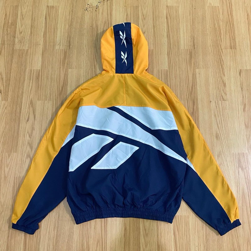 Jual reebok critic jacket big logo | Shopee Indonesia