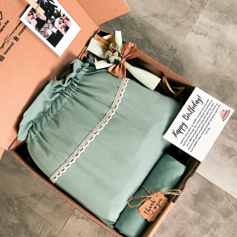 Jual KADO BESTIE/KADO UNTUK SAHABAT/KADO BIYHDAY/HAMPERS JILBAB/HAMPERS ...