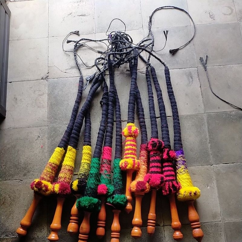 Jual cemeti / pecut / pecut jaranan / pecut bopo / pecut anak / pecut ...