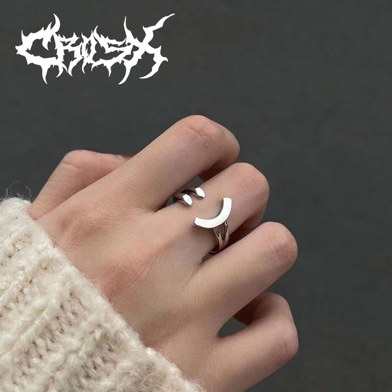 Jual TOSE RING / SMILEY RING SENYUM CINCIN HITAM SILVER / KNIGHTS RING ...