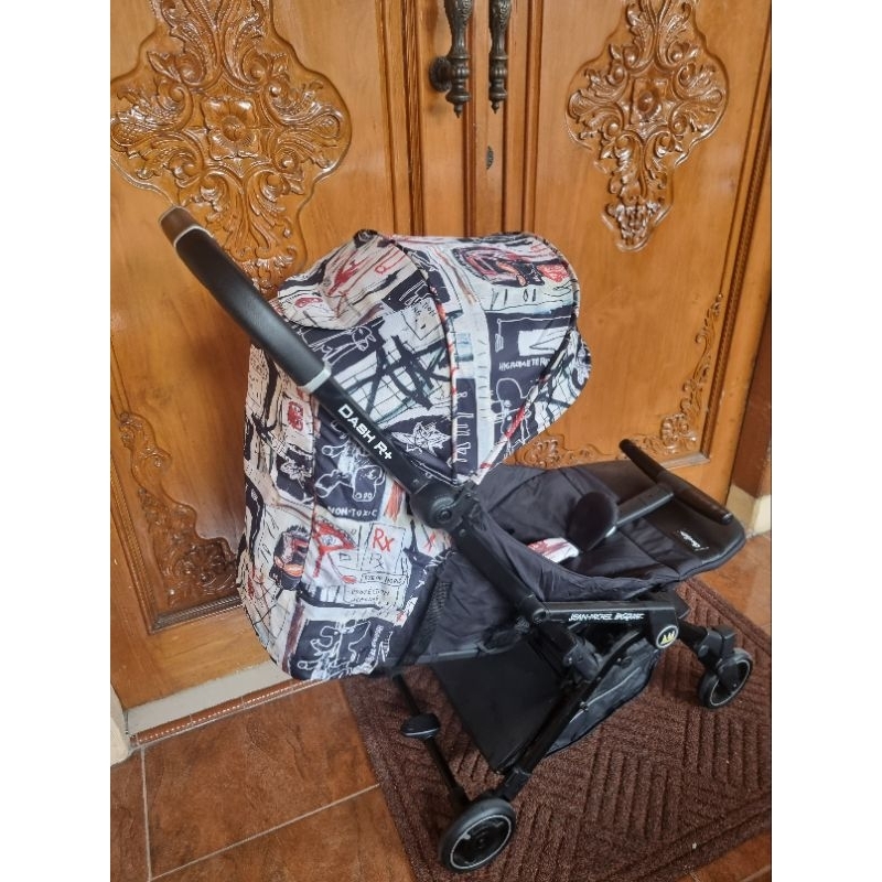 Jual stroller cocolatte dash r+ X JMB ( jean michel basquiat) | Shopee ...