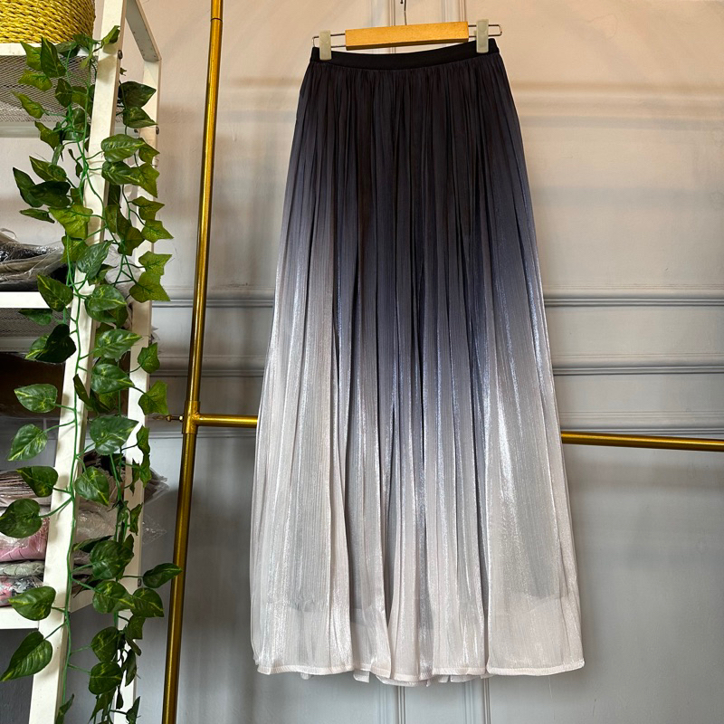 Jual youngmoodis rok shimmer premium gradasi warna | Shopee Indonesia