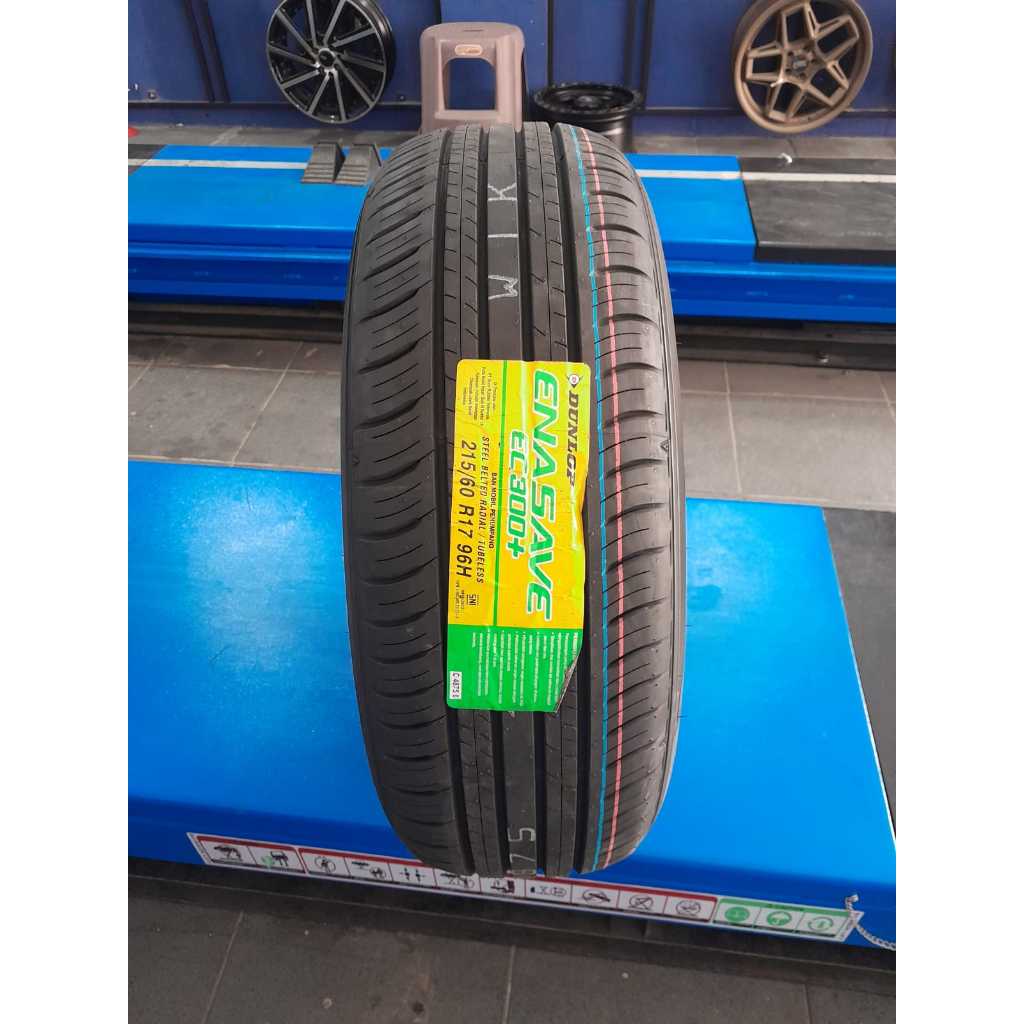 Jual BAN MOBIL RING 17 DUNLOP ENASAVE EC300+ UKURAN 215/60 R17 BAN UNTUK RAIZE ROCKY | Shopee ...