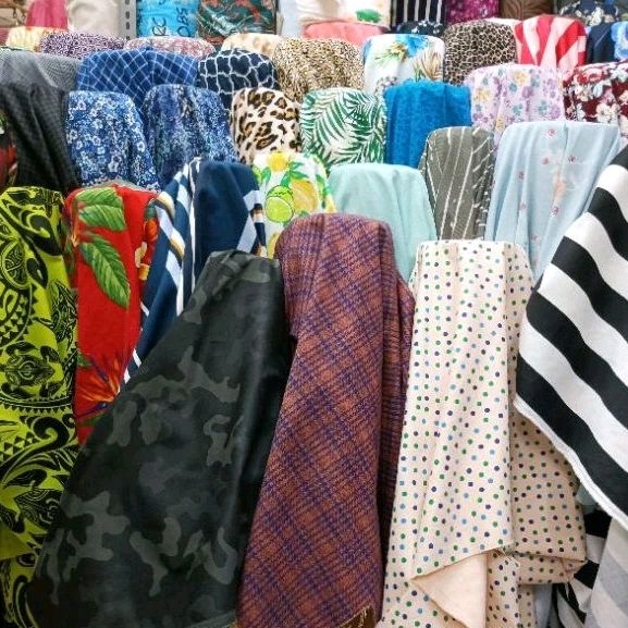 Jual KAIN BAHAN KATUN TWILL STRETCH TEBAL MOTIF KERENN | Shopee Indonesia