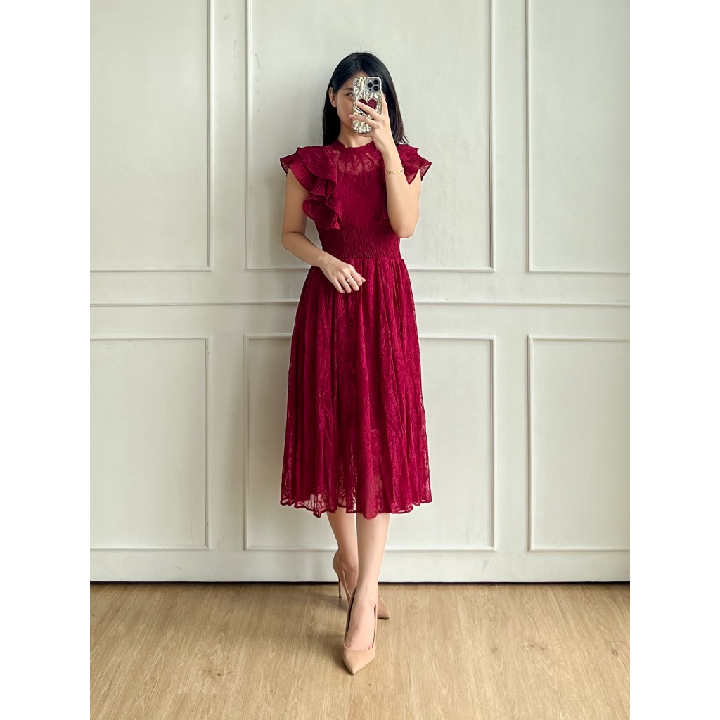 Jual DOLLA - Reyna Dress Brukat Midi Gaun Kondangan | Shopee Indonesia