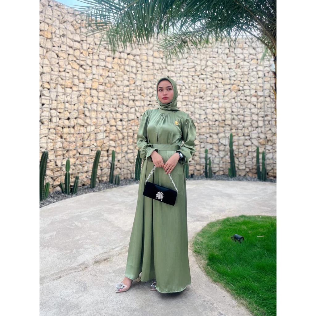 Jual gamis cradenza silk green sage | Shopee Indonesia