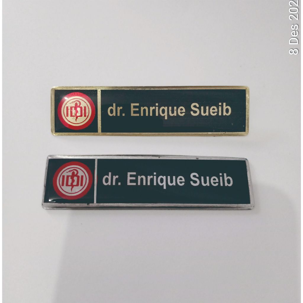 Jual NAME TAG / nama dada logam kotak gold/silver model6 | Shopee Indonesia