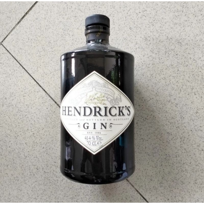 Jual Botol kaca bekas kosong Hendricks gin est 1886 700 ml | Shopee ...