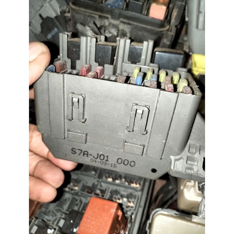 Jual fuse box / box sekring dalam honda stream 1700 cc | Shopee Indonesia