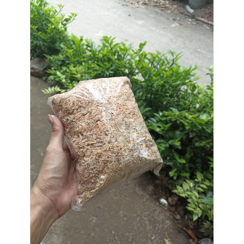 Jual alas hamster alas hewan model serutan pensil 250gr . grajen kayu ...