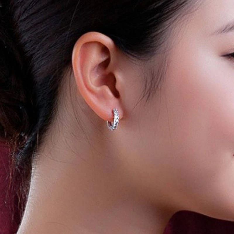 Jual anting wanita titanium motif kristal anti karat non alergi ...
