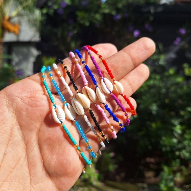 Jual Gelang Manik Payet Kerang Slot Tipis Khas Bali / Gelang Kerang ...