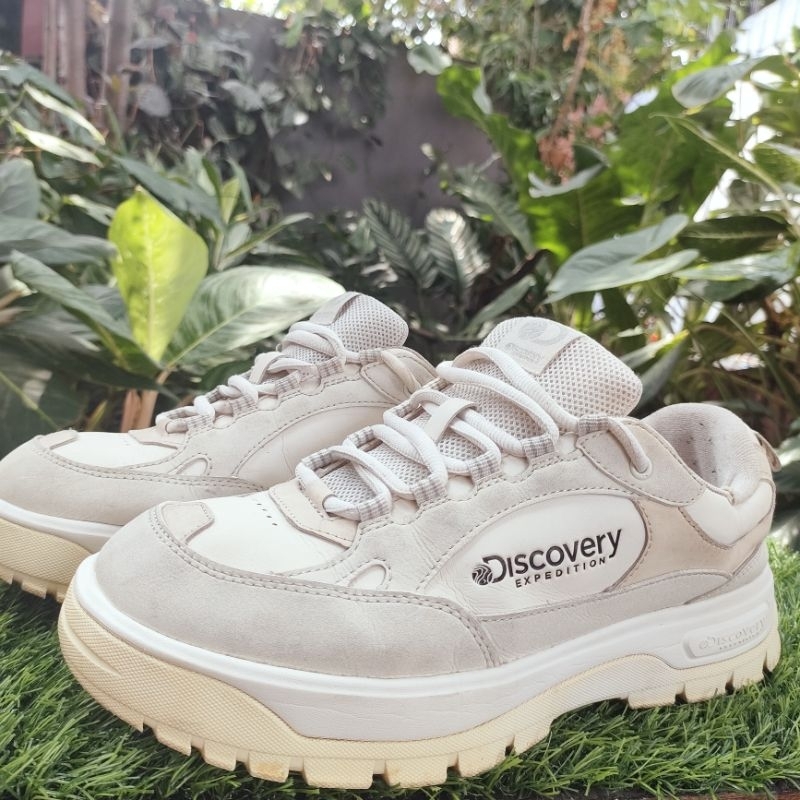 Jual Shoes Discovery Expedition Korean style mirip Balenciaga second ...
