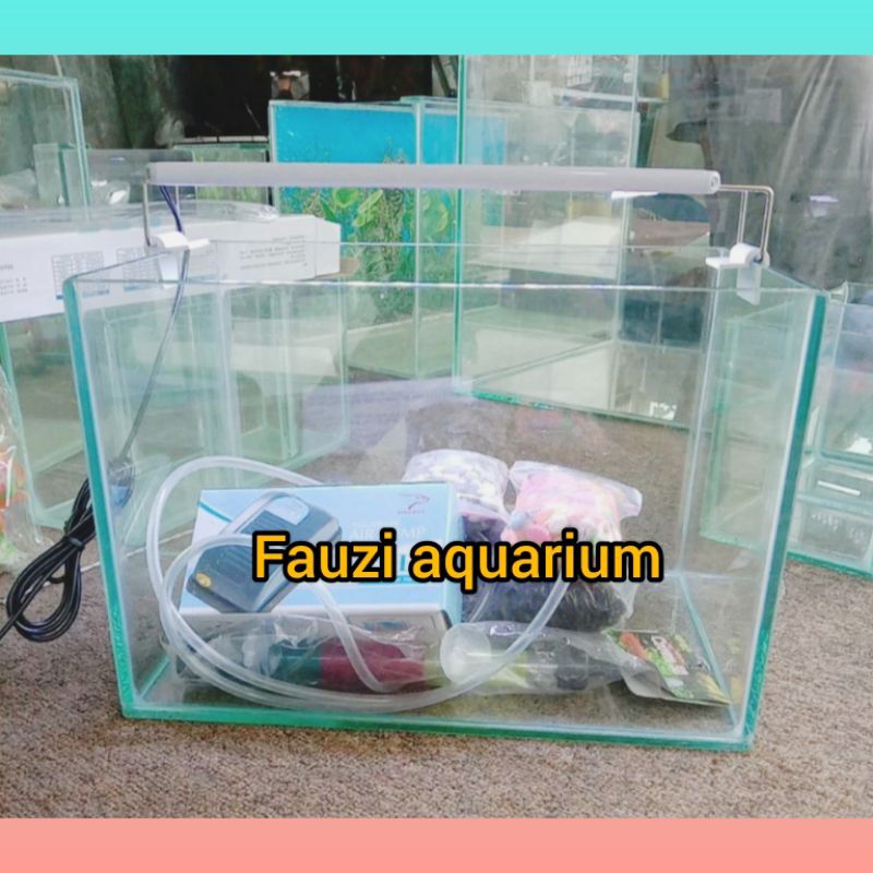 Jual AQUARIUM 30X20X20 POLOS | Shopee Indonesia