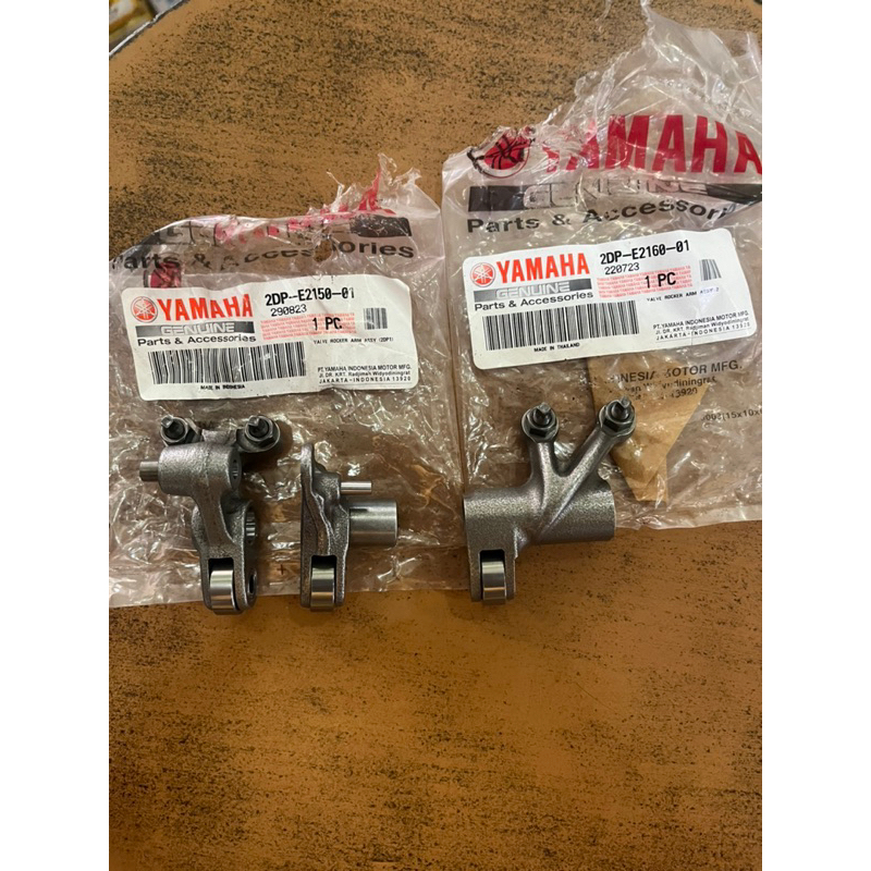 Jual PELATUK KLEP ROCKER ARM TEMPLAR NMAX OLD AEROX OLD LEXI OLD KODE 2DP | Shopee Indonesia