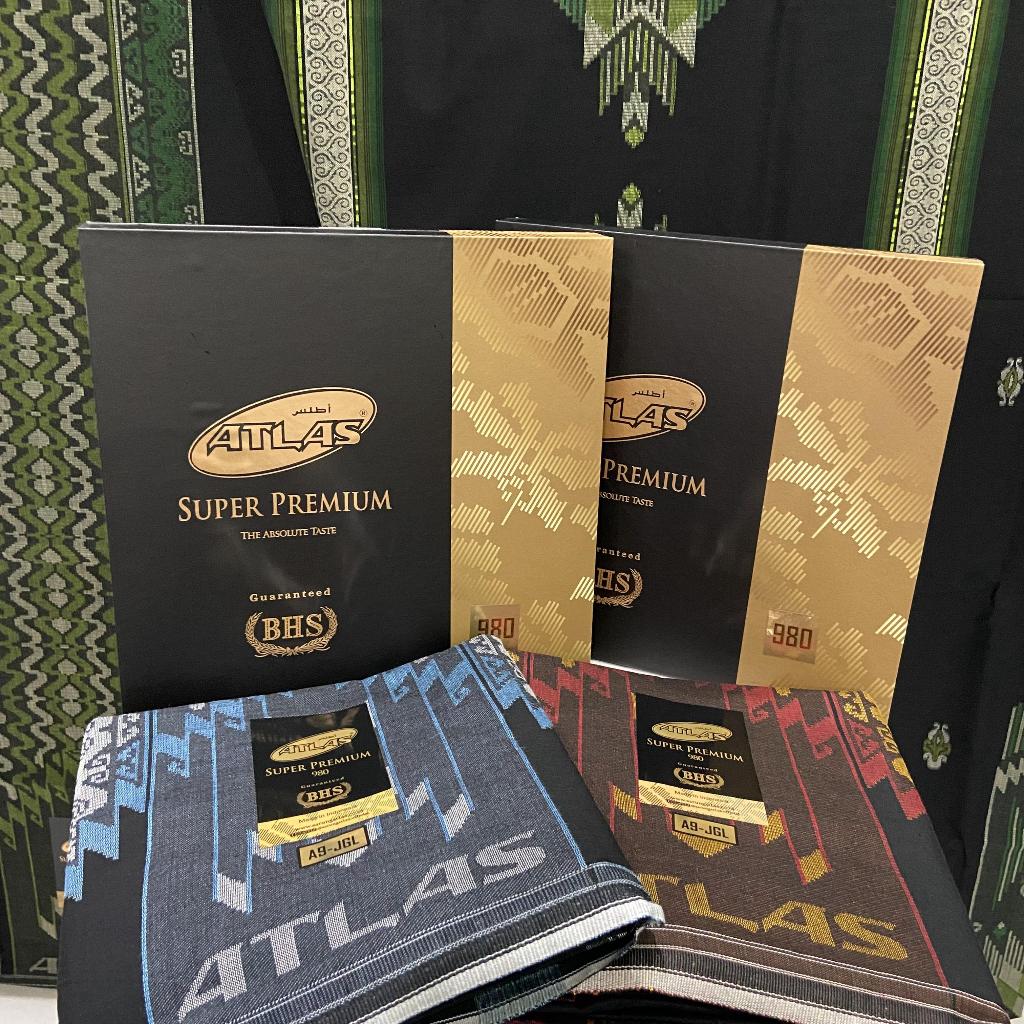 Jual Ahwarumi - Sarung Atlas Super Premium Gold 980 | Shopee Indonesia