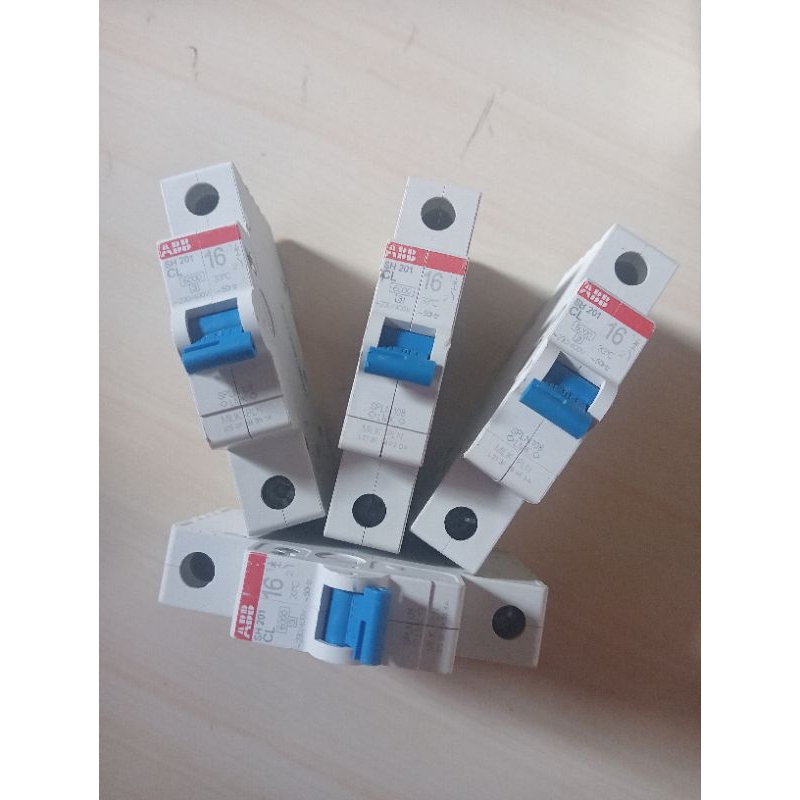 Jual MCB ABB PLN SH 201 1pas 16a barang second orginal siap pakek di jamin normal | Shopee Indonesia