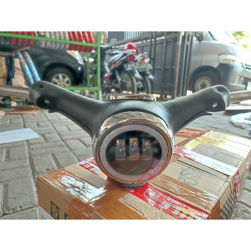 Jual BATOK KEPALA C70 SET LAMPU DAYMAKER DAN SPIDOMETER | Shopee Indonesia