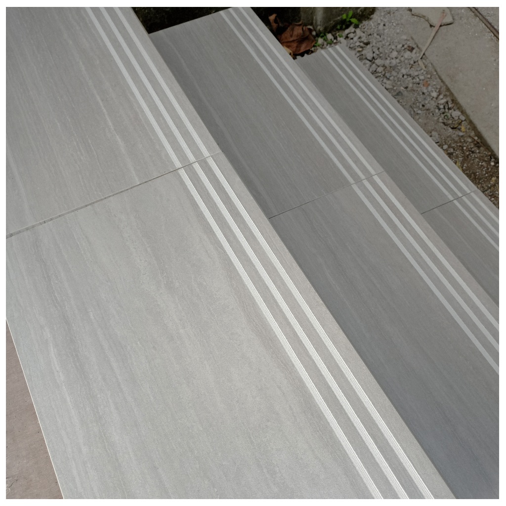 Jual Stepnosing Granit 30x50 Motif Kayu Abu Muda Rustic Lantai Tangga ...