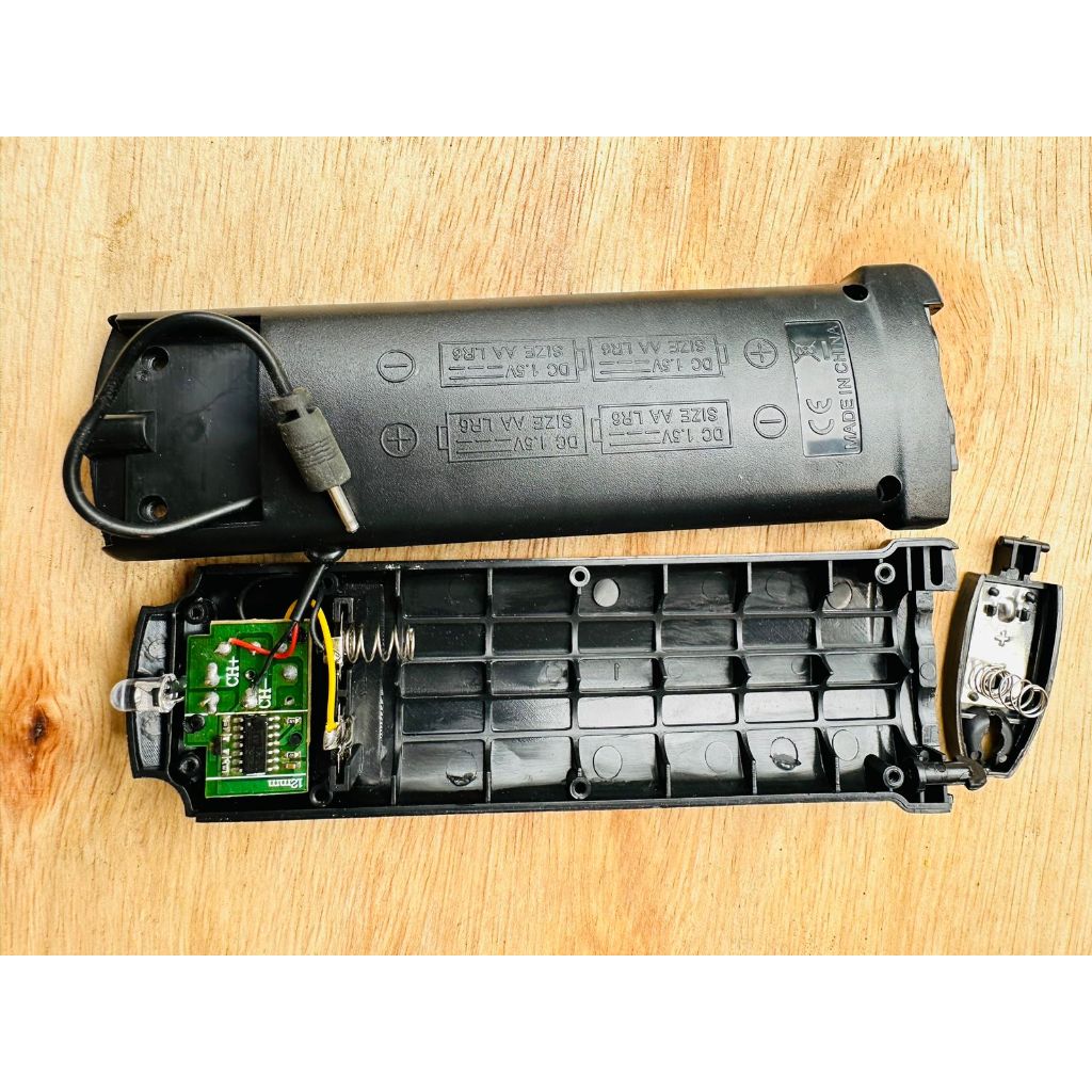 Jual Kit Power Bank 0.5 A 5V 4 Slot Batre/Baterai AA A2 + Casing ...